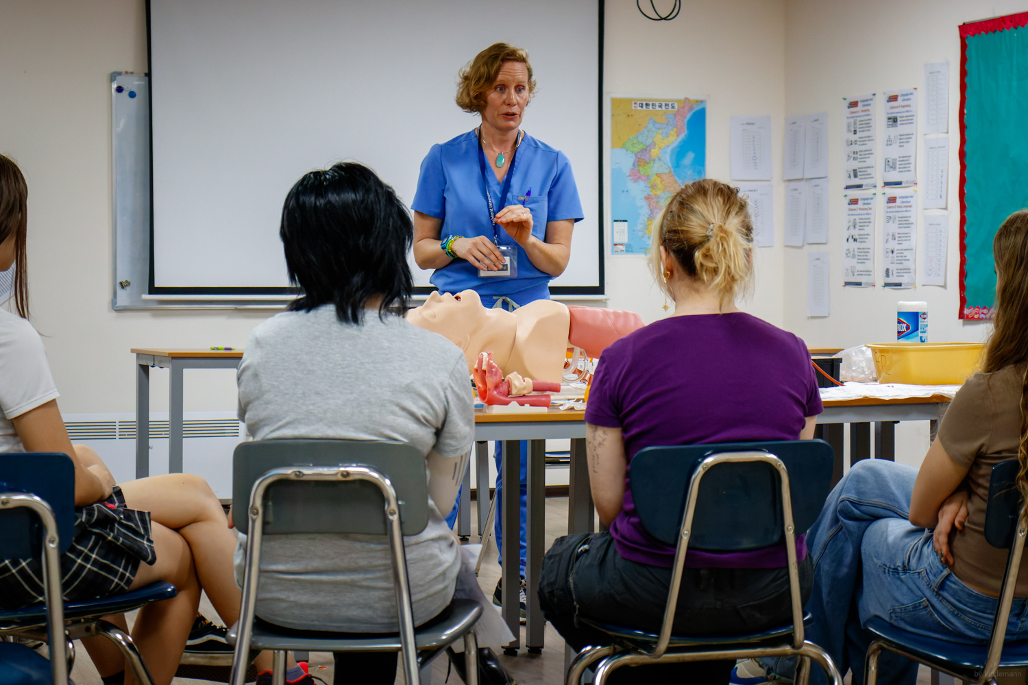 Tashkent IS Hosts Career Workshops - CEESA